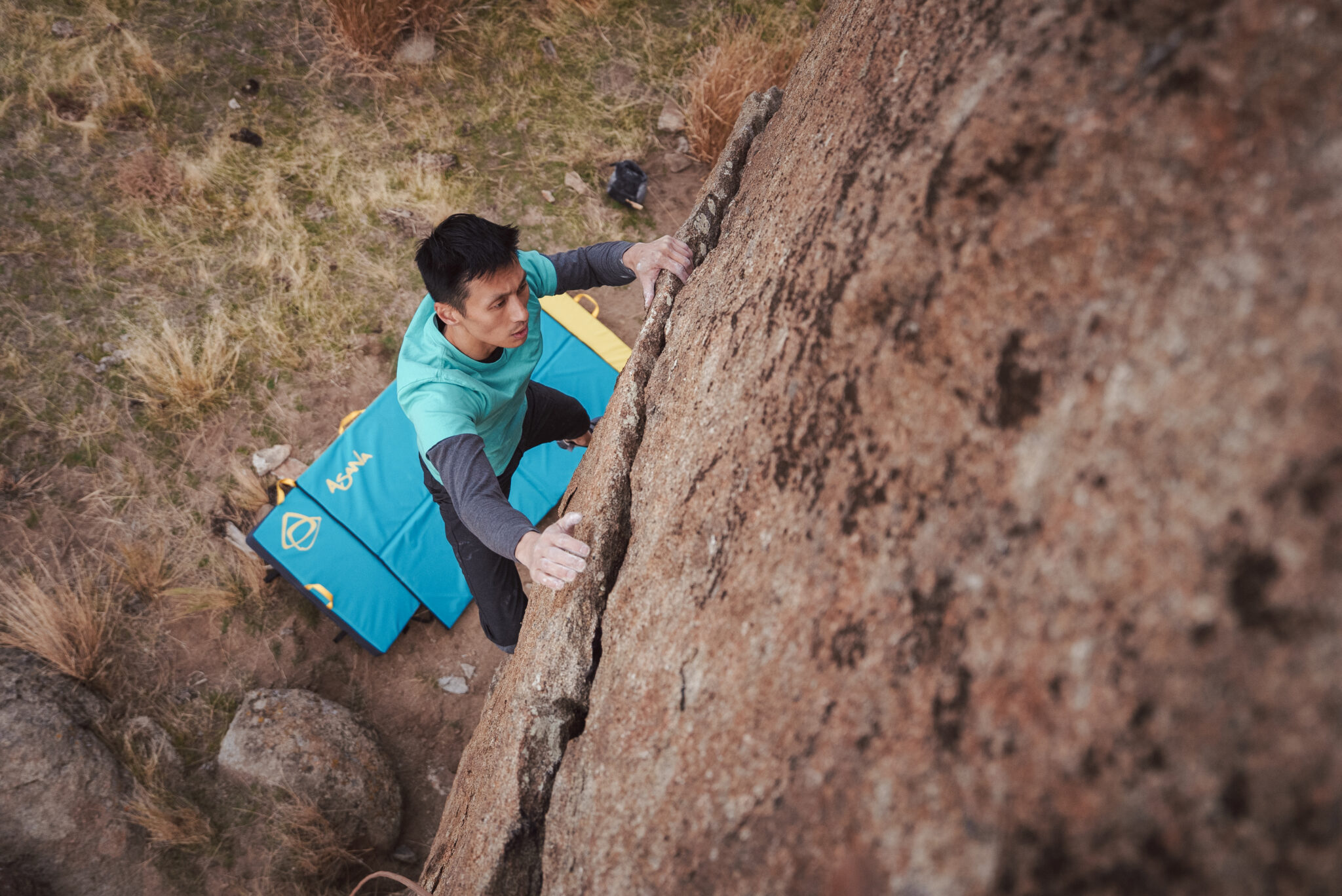 Asana Climbing -crash pads – benkyclimbing.com